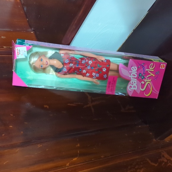 Barbie | Toys | Vintage 998 Barbie Style Doll Nwt | Poshmark